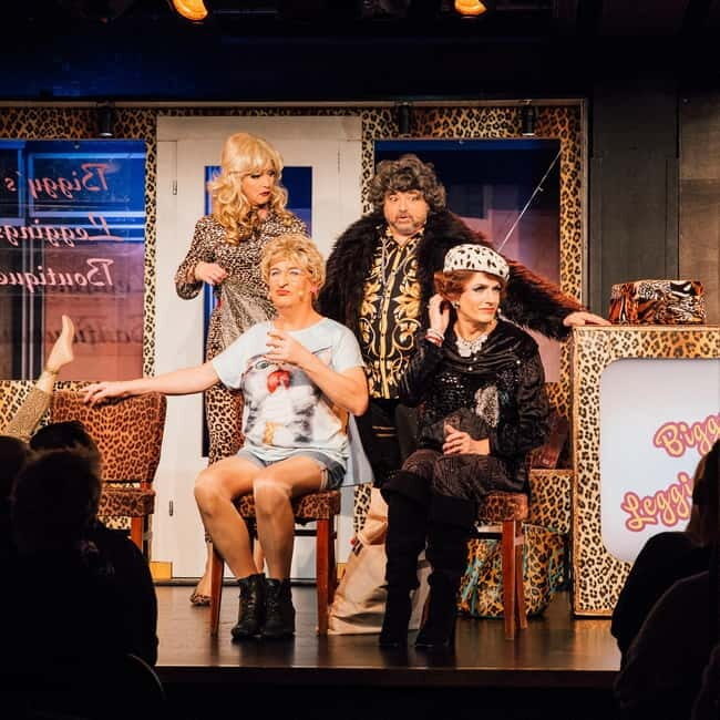 The Ades Zabel Company: Hello 2026  into the new year with Edith! - An Inside Look at the Celebration in Berlins Kreuzberg