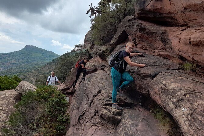 The Adventurous Route to Mirador del Garbí - The Climb and the View