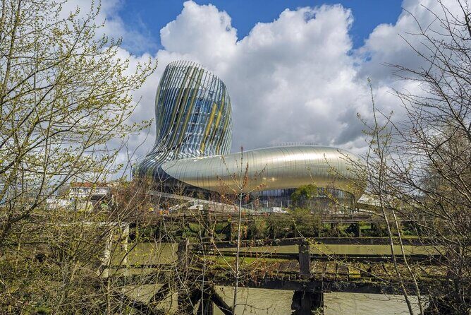 The Alternative Side of Bordeaux with a Local - Key Points