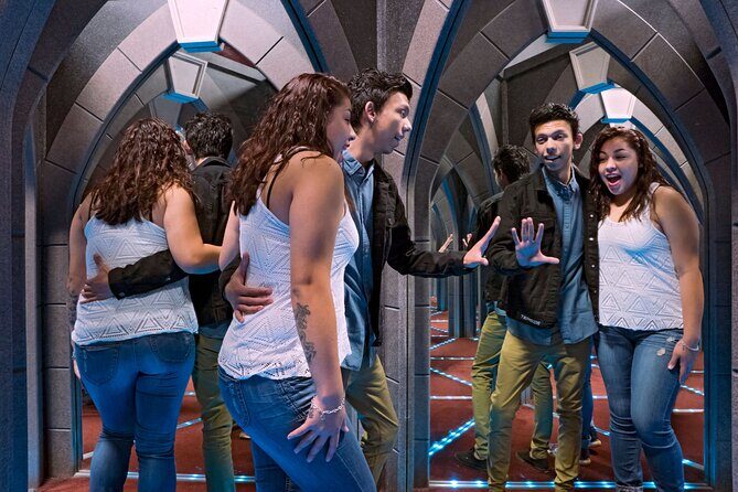 The Amazing Mirror Maze with Escape Room - Key Points