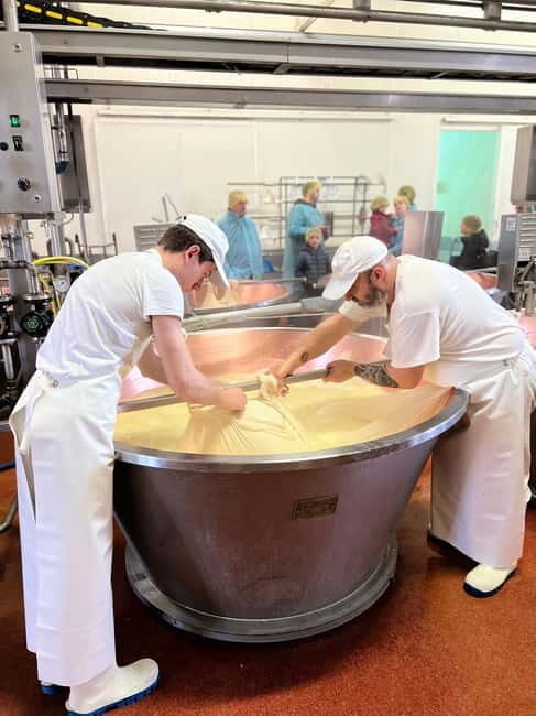 The Art of Parmigiano Reggiano & Aged Balsamic Vinegar - Key Points