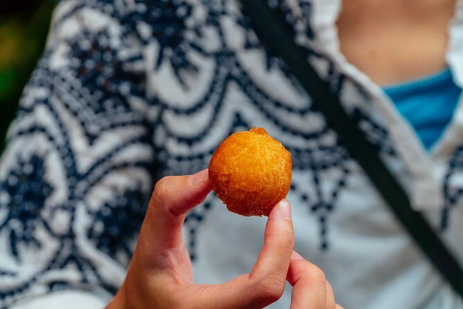 The Award-Winning PRIVATE Food Tour of Kyoto: The 10 Tastings - The Role of the Guide