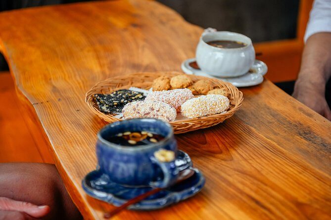 The Award-Winning PRIVATE Food Tour of Seoul: The 10 Tastings - Sightseeing and Cultural Highlights