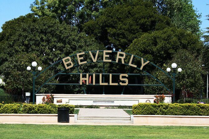 The Best Lux Tour of LA, Beverly Hills, Hollywood and more - Who Should Consider This Tour