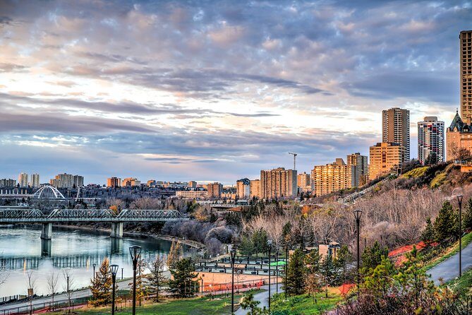 The Best of Edmonton Private Walking Tour - A Walk Through Edmonton: What to Expect