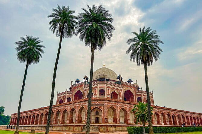 The Best of Old and New Delhi: Full-Day Private Exploration - Key Points