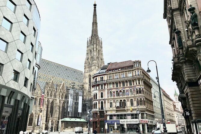 The best of Vienna on foot - Authentic Stories and Lesser-Known Facts