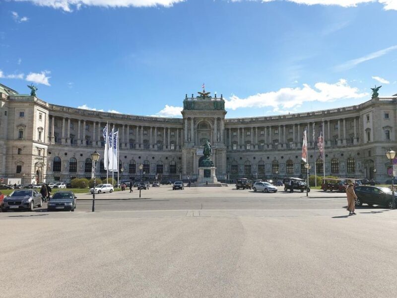 The best of Vienna on foot - Authentic Stories and Practical Tips