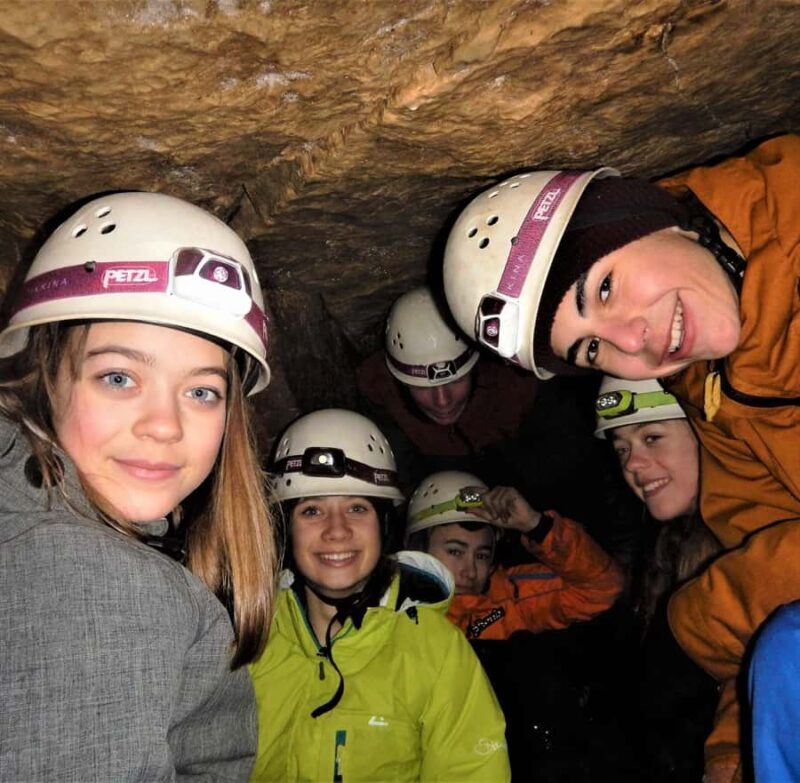 The Blue Mountains: Winter Caving and Snowshoe Tour - The Practicalities: What To Expect