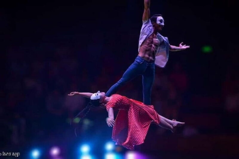 The Cambodian Circus Show and Pub Street Night Market - Key Points