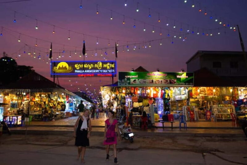 The Cambodian Circus Show and Pub Street Night Market - An In-Depth Look at the Tour