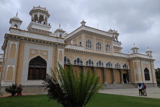 The City of Pearls Walking Tour - Practical Tips for Your Tour Experience