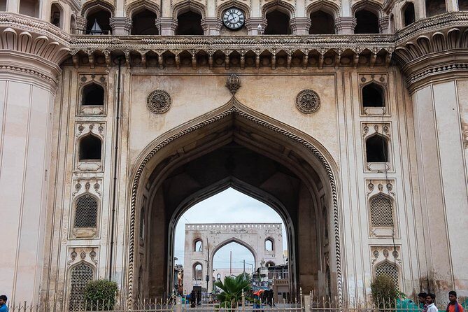 The City of Pearls Walking Tour - Overall Value and Suitability