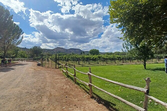 The Classic Sedona Wine Tour - Engaging Introduction