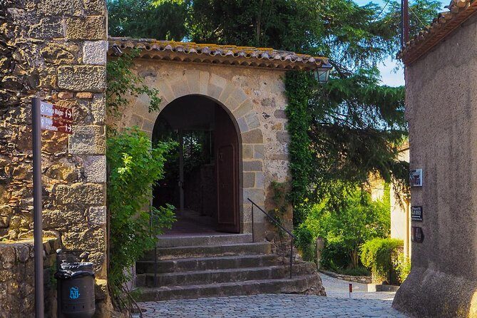 The Dalí Triangle & Cadaqués Day Trip from Girona - What Makes This Tour Stand Out?