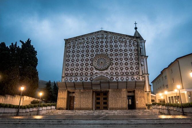 The Eucharistic Miracle and the Holy Face's Sanctuaries - Private Tour from Rome - Exploring the Itinerary: A Deep Dive into the Sacred Sites