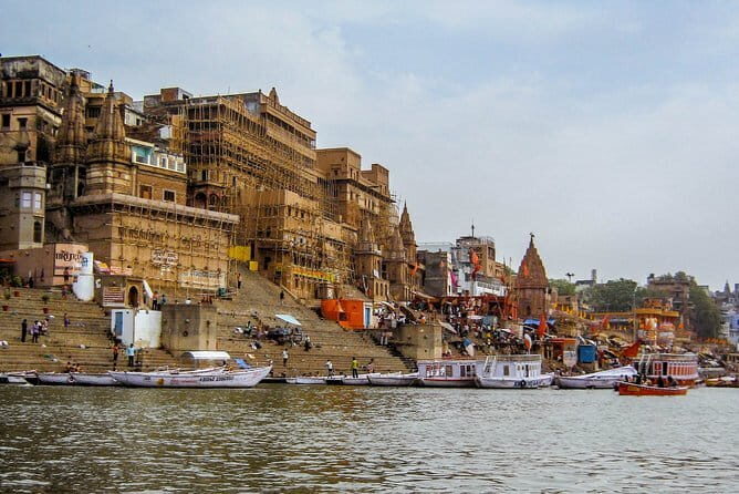 The Famous Aarti Ceremony - An Evening at the Ganges River - FAQ