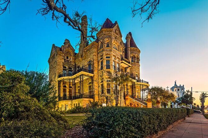 The Galveston Architecture Tour - Visit Historic Homes & Mansions - Who Will Love This Experience?