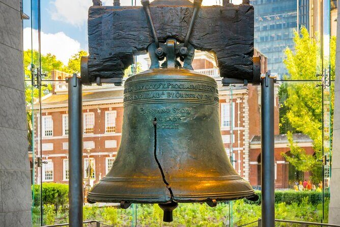 The Ghosts of Philadelphia Tour - Introduction: An Entertaining Look at Philadelphia’s Ghostly Side