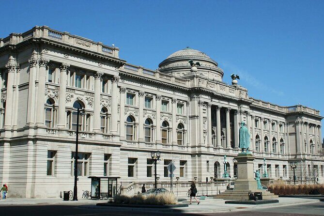 The Grand Walk: A Self-Guided Audio Tour through Milwaukee - Exploring Milwaukee with The Grand Walk