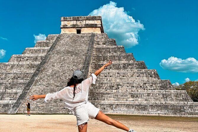 The Great Chichen Itza and Suytun & ikkil Cenotes guided tour - Key Points