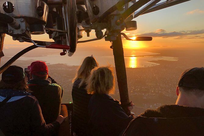 The Great Ocean Balloon Flight - Geelong and Bellarine - Authentic Perspectives from Past Travelers