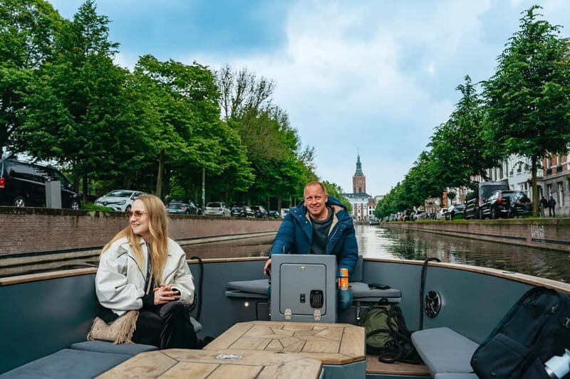 The Hague: Canal Cruise with music from local artists - Key Points