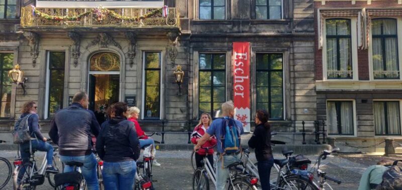 The Hague: Highlights Bike Tour - Major Landmarks: Peace Palace, Binnenhof, and Mauritshuis