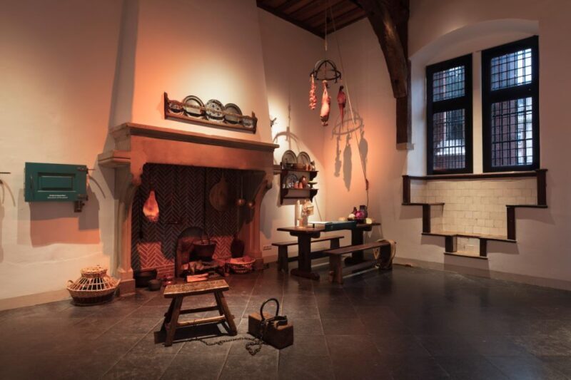 The Hague: Prison Gate Museum - Key Points