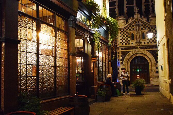 The Haunted Pubs of Old London: Small Group Tour - An Overview of the Haunted Pubs of Old London Tour