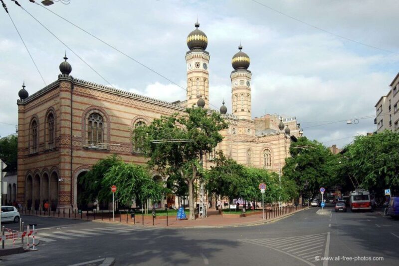 The Heart of Budapest: An easy-to-do Private Walking Tour - Who Will Love This Tour?