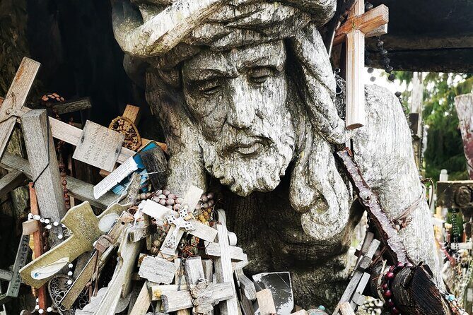 The Hill of Crosses (LT) the easiest way from Riga - Key Points