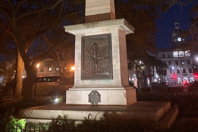 The History Buff: Savannah Walking Tour - The Value of the Tour
