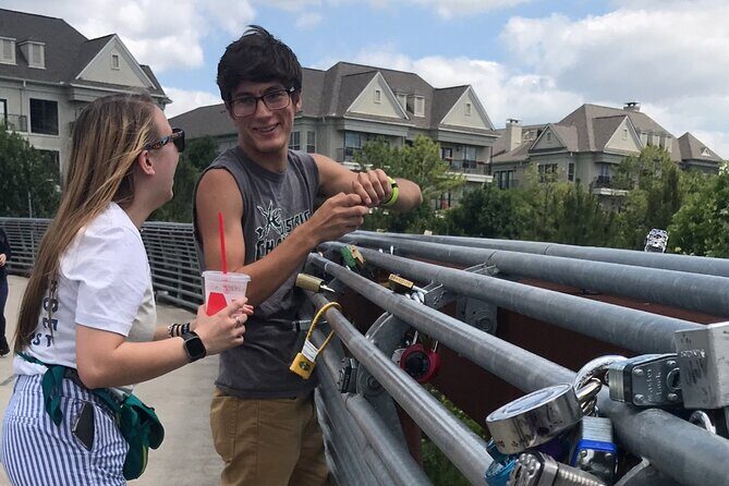 The Houston Hustle Scavenger Hunt - How the Houston Hustle Stands Out