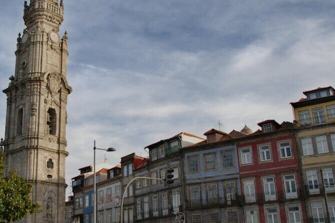 The Lisbon Friends: a mission to protect the local heritage - Price and Value