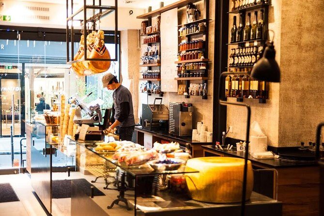 The Local Paris Experience: an off-the-beaten-track adventure! - FAQ Section
