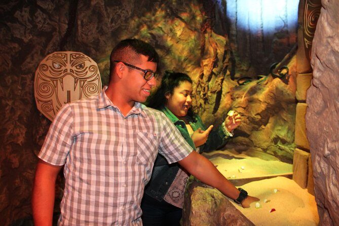 The Lost Tomb: Hidden Temple Theme Escape Room at Extreme Escape San Antonio - A Deep Dive into the Lost Tomb Experience