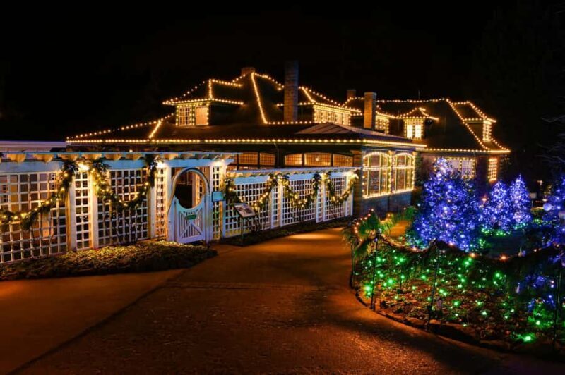 The Magic of Christmas at the Butchart Gardens - A Festive Journey to Butchart Gardens