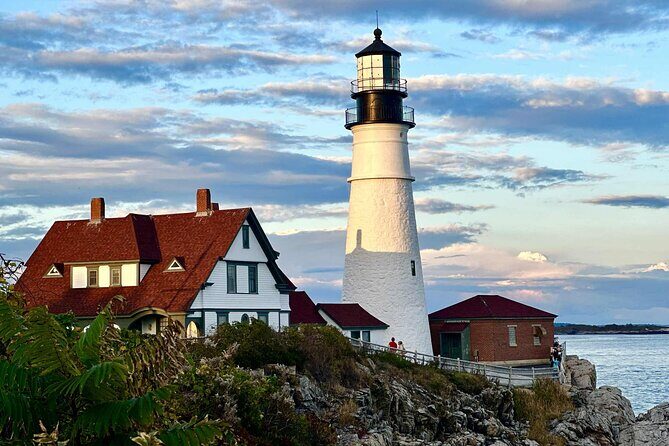 The Maine Experience: Coast, Culture & History - Introducing The Maine Experience: Coast, Culture & History