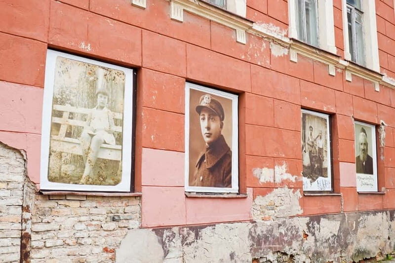 The Majestic and Royal Vilnius Walking Tour - Accessibility and Practical Considerations