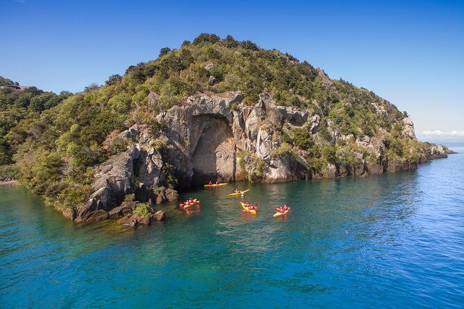 The Maori Carvings Half Day Kayak - Key Points