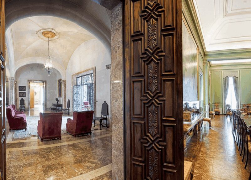 The March Palace Entry Ticket - Introduction: Discovering the Palau March Museum
