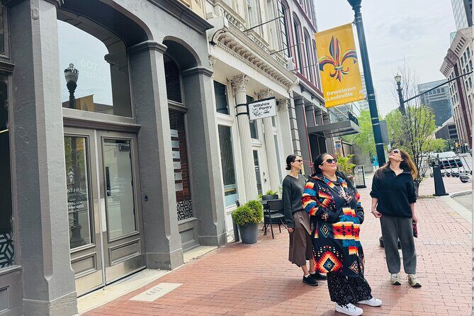 The Misfits and Mayhem Walking Tour of Downtown Louisville - Authentic Experiences and Real Reviews