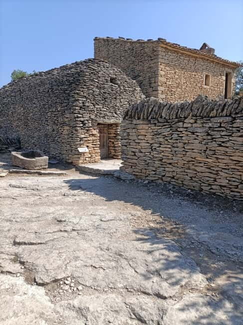 The most beautiful villages of Luberon - Deep Dive Into the Itinerary