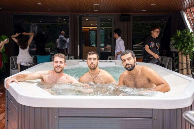 The most Luxury Day Cruise Explore the beauty of Lan Ha Bay - What Makes This Cruise Stand Out