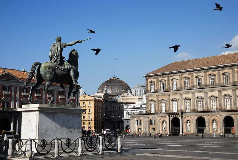 The Naples Grand Tour of the City and Hidden Gems - Key Points