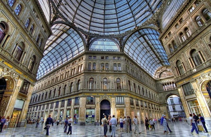 The Naples Grand Tour of the City and Hidden Gems - Group Size and Accessibility