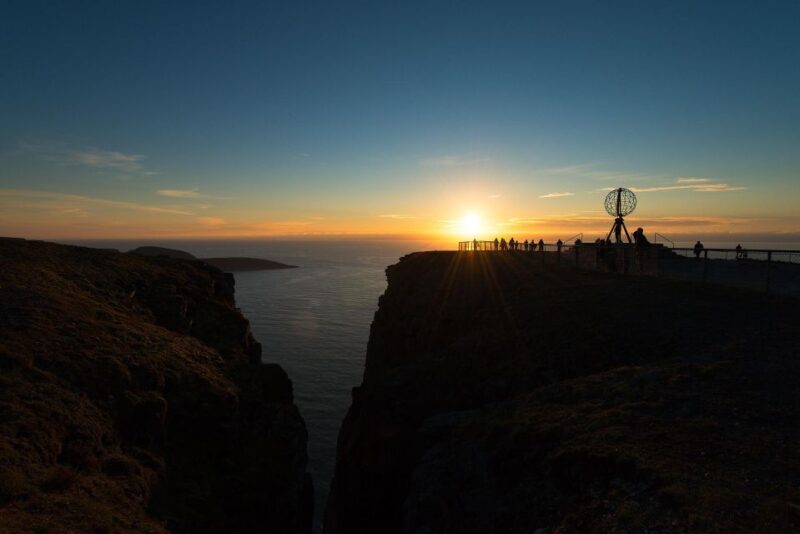 The North Cape Midnight Tour - An In-Depth Look at the Tour