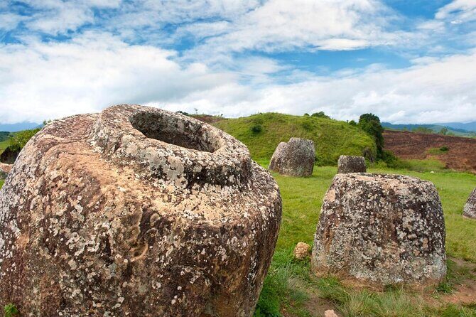 The Old capital tour combined with Plain off jars - The Plain of Jars: Sites 1, 2, and 3