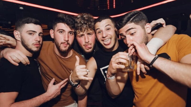 The Original Bangkok Pub Crawl - The Full Experience: What to Expect